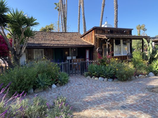 LOS RIOS PARK - Updated 05/2025 - 28 Photos - Paseo Adelanto, San Juan ...