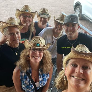 BUFFALO CHIP SALOON & STEAKHOUSE - Updated December 2024 - 506 Photos ...