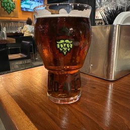 HOP YARD ALE WORKS - Updated July 2025 - 31 Photos & 32 Reviews - 512 W ...
