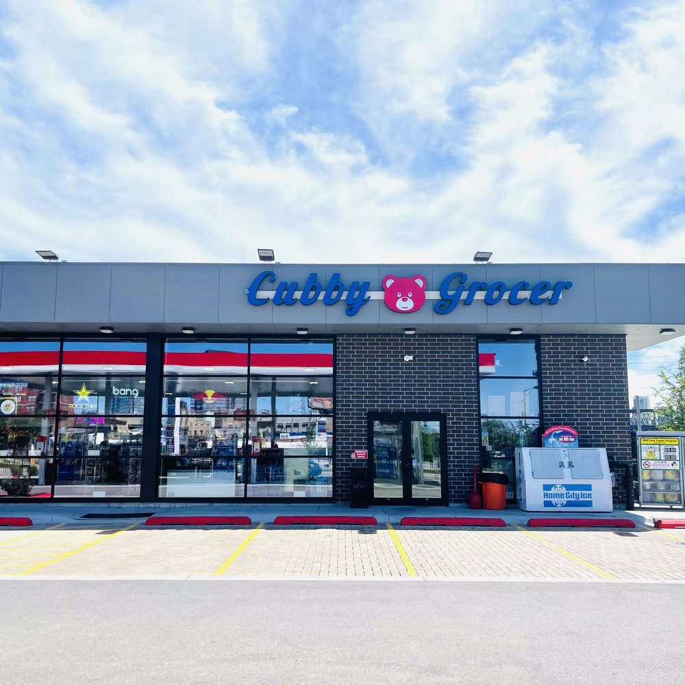 CUBBY GROCER - Updated December 2025 - 735 W Division St, Chicago ...