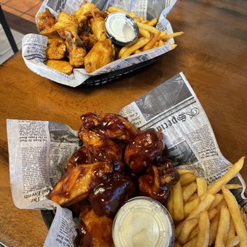 WOODLAND BURGERS & WINGS - Updated December 2025 - 29 Photos & 27 ...