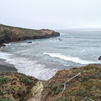 BLACK POINT BEACH - Updated December 2025 - 33 Photos - 60 Sea Walk Dr ...