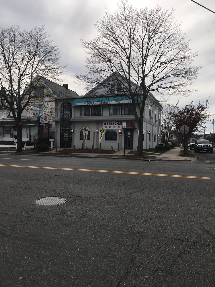 AROUND THE CLOCK RESTURANT AND BAR - Updated July 2025 - 14 Reviews ...