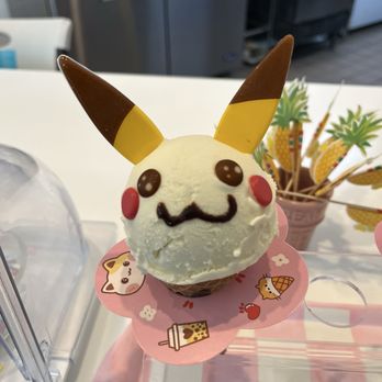 MOMACADO - Updated December 2025 - 36 Photos - 925 Blossom Hill Rd, San ...