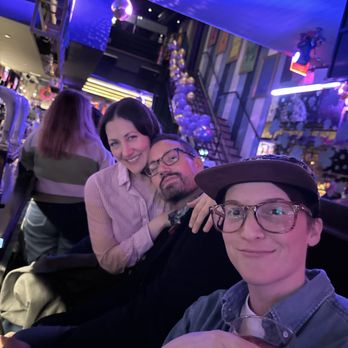 THE DICKENS - Updated April 2024 - 83 Photos & 94 Reviews - 783 8th Ave ...