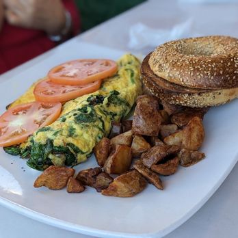 SILVER DINER - Updated July 2024 - 689 Photos & 592 Reviews - 6592 ...