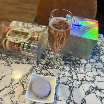 LADY YUM - TOTEM LAKE - Updated October 2025 - 69 Photos & 16 Reviews ...