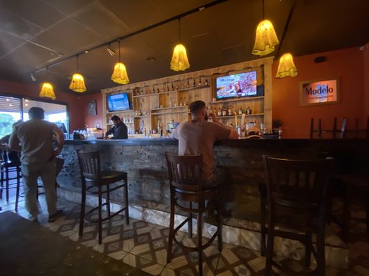 LOS MARIACHIS MEXICAN BAR & GRILL - Updated April 2025 - 31 Photos & 41 ...