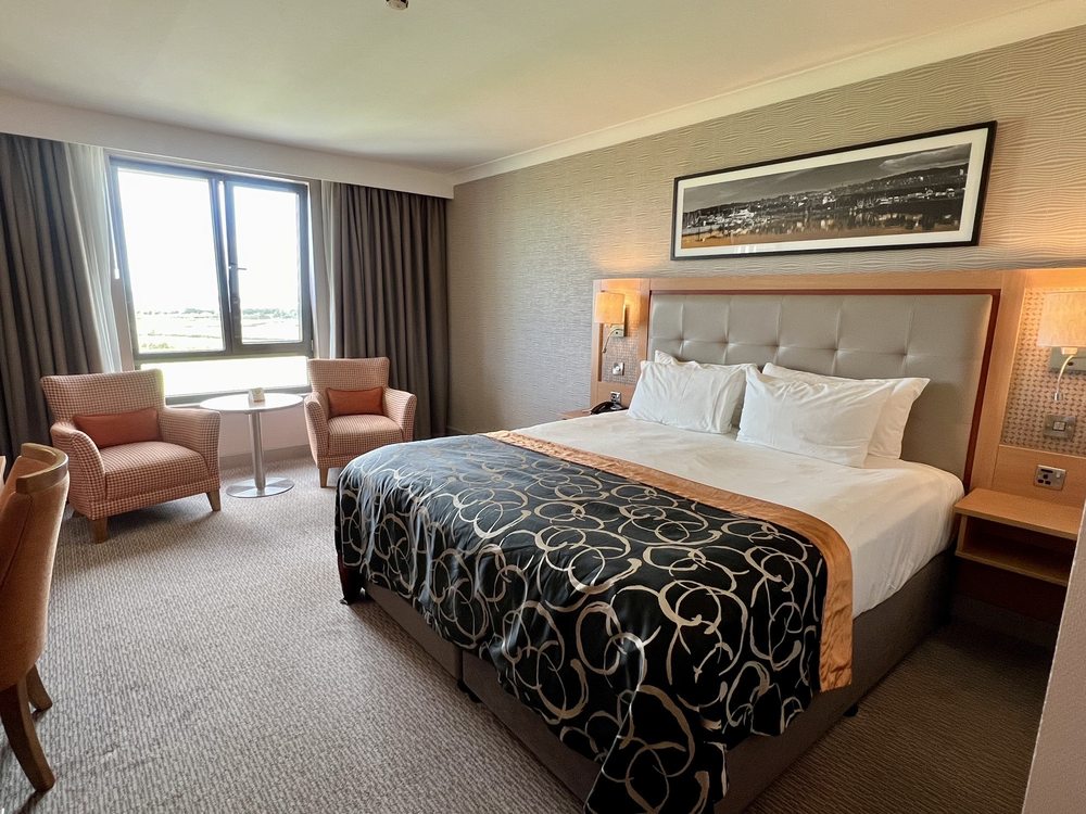 CLAYTON HOTEL - Updated January 2026 - 90 Photos & 62 Reviews ...