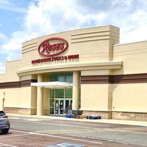 HALF OFF STORE - Updated December 2025 - 32 Photos - 1200 Welsh Rd ...