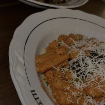 PIZZERIA MORETTI - Updated December 2025 - 99 Photos & 56 Reviews - 328 ...