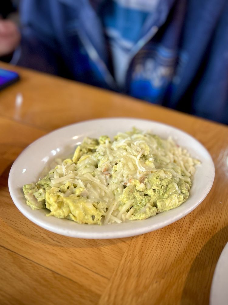 THE PEACH CAFE - Updated August 2025 - 2302 Photos & 1902 Reviews - 141 ...