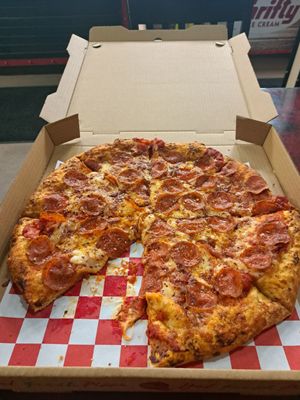RIVER RICK’S PIZZERIA - Updated October 2025 - 35 Photos & 52 Reviews ...