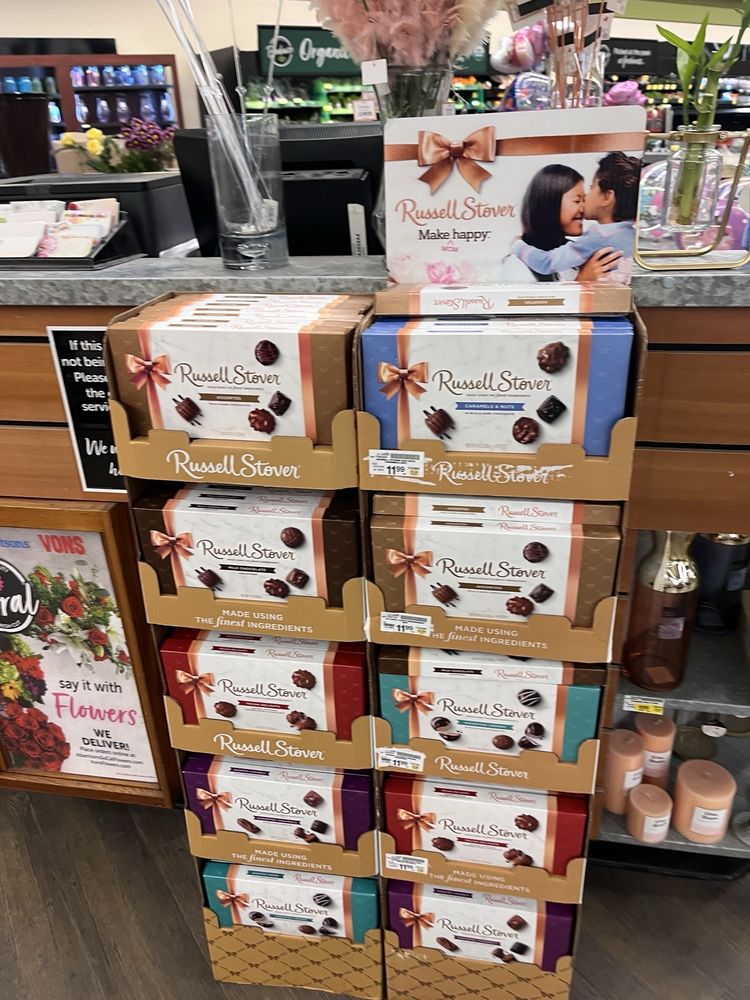 VONS - Updated August 2025 - 63 Photos & 102 Reviews - 453 Santa Fe Dr ...