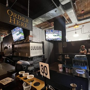 PHANTOM FOX BEER CO - Updated June 2024 - 75 Photos & 38 Reviews - 150 ...