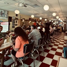 THE BURGER DIVE - Updated December 2025 - 411 Photos & 707 Reviews ...