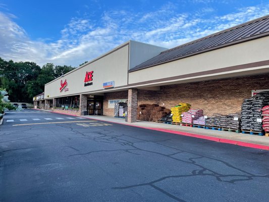 GREER’S CASHSAVER - Updated September 2025 - 35 Photos - 4055 Cottage ...