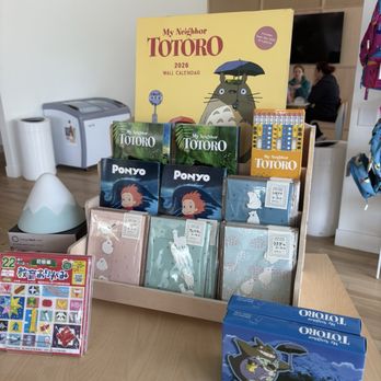 MOONA MOONO - Updated December 2025 - 136 Photos & 45 Reviews - 3048 ...