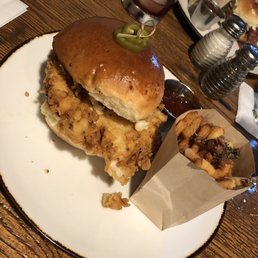 MANOR HILL TAVERN - Updated December 2025 - 485 Photos & 420 Reviews ...