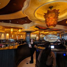 THE CHEESECAKE FACTORY - Updated June 2025 - 1186 Photos & 706 Reviews ...