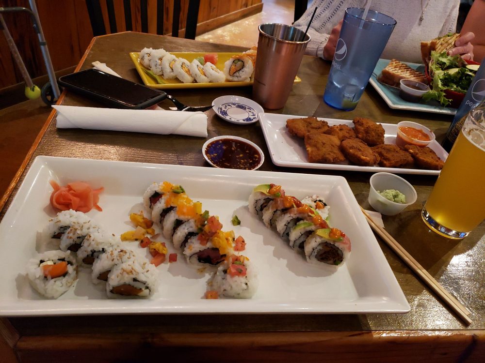 THE SNEAKY BEAGLE - 169 Photos & 130 Reviews - Seafood - 5040 Carolina ...