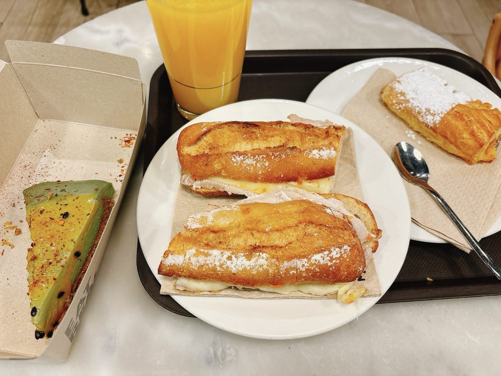 365 CAFE - Updated August 2024 - Av. Diagonal 208, Barcelona, Spain - Yelp