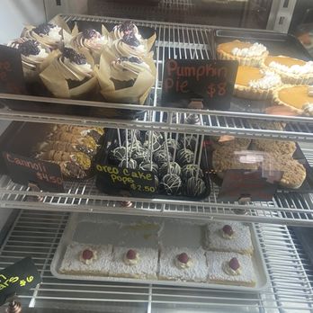 LEOGRETA - Updated January 2025 - 491 Photos & 283 Reviews - 301 W Main ...