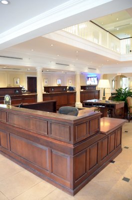 LAKE FOREST BANK & TRUST - Updated November 2025 - 10 Photos & 12 ...