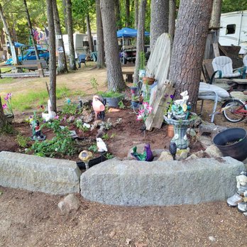 POUT & TROUT - Updated December 2025 - 11 Photos - 94 River Rd, Rutland ...