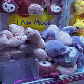 CLAW MEEE - Updated June 2024 - 341 Photos & 68 Reviews - 532 Barber Ln ...