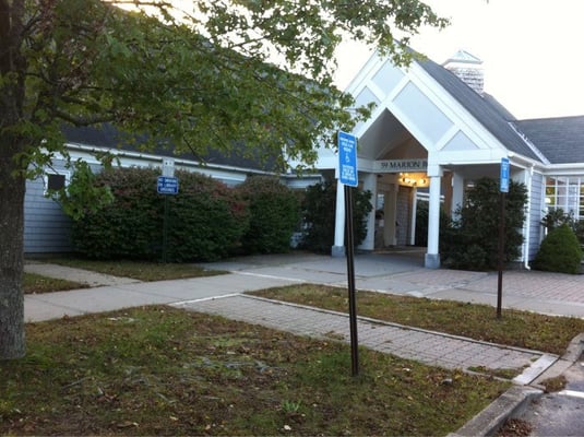 WAREHAM FREE LIBRARY - Updated August 2025 - 12 Photos - 59 Marion Rd ...