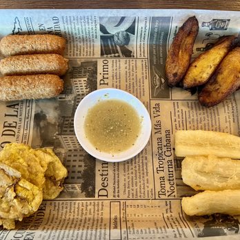 QUE RICO CUBAN CAFE - Updated September 2025 - 110 Photos & 76 Reviews ...
