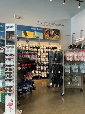 FLEET FEET - Updated January 2026 - 14 Photos & 29 Verified Reviews ...