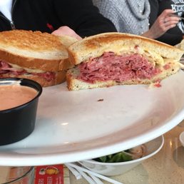 MASSAPEQUA DINER - Updated December 2025 - 282 Photos & 445 Reviews ...