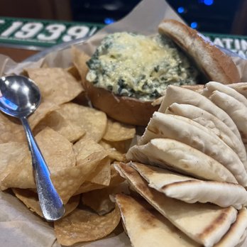 HOOLIGAN’S - Updated January 2025 - 56 Photos & 140 Reviews - 2017 E ...