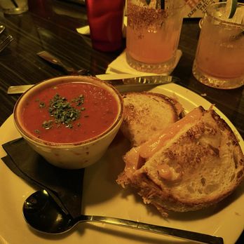 RADIO ROOM - Updated December 2025 - 772 Photos & 887 Reviews - 1101 NE ...