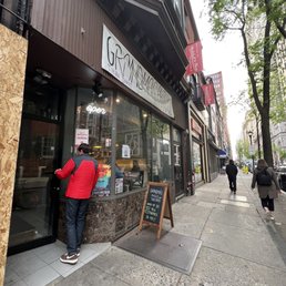 GRANDMAS PHILLY - Updated January 2025 - 620 Photos & 390 Reviews ...