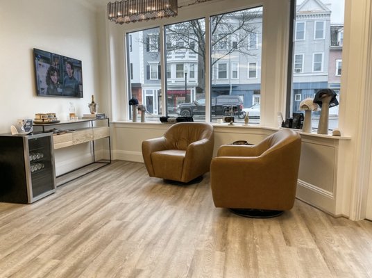 THE POINT CLOTHING LOUNGE - Updated October 2025 - 135 Emerson St ...