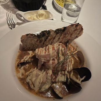 WASHINGTON INN & WINE BAR - Updated August 2025 - 539 Photos & 503 ...