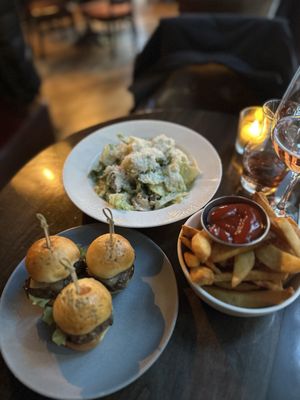 THE RABBIT HOLE - Updated August 2025 - 118 Photos & 58 Reviews - 21 ...