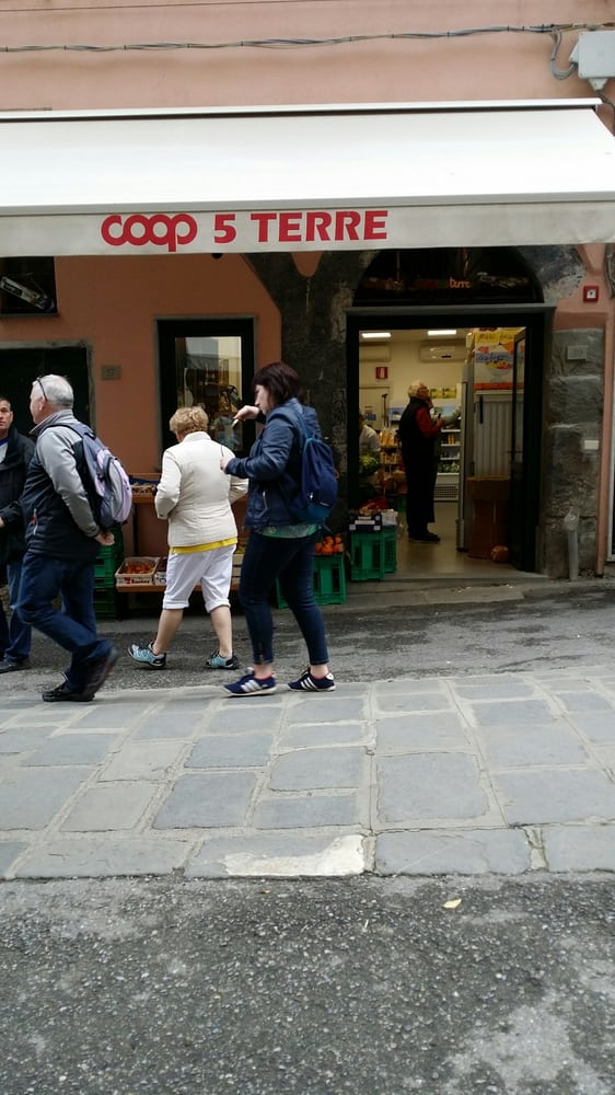 COOP 5 TERRE - Updated September 2025 - Via Roma 39, Vernazza, La ...