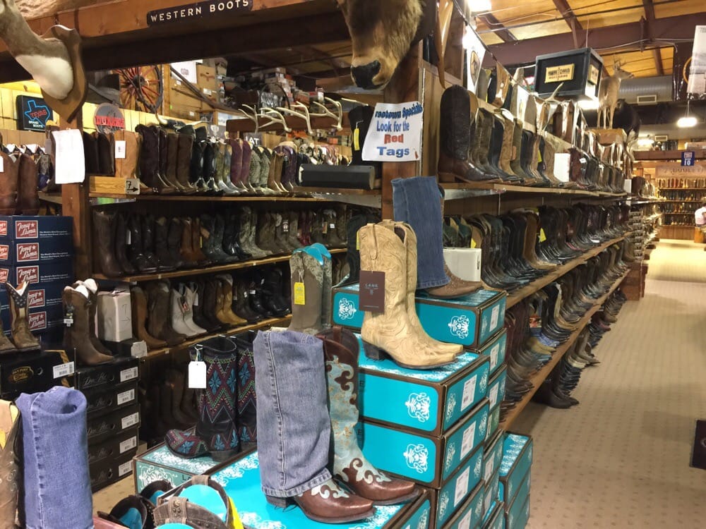 CAVENDER’S HORSETOWN SOUTH - Updated July 2025 - 13 Photos & 21 Reviews ...