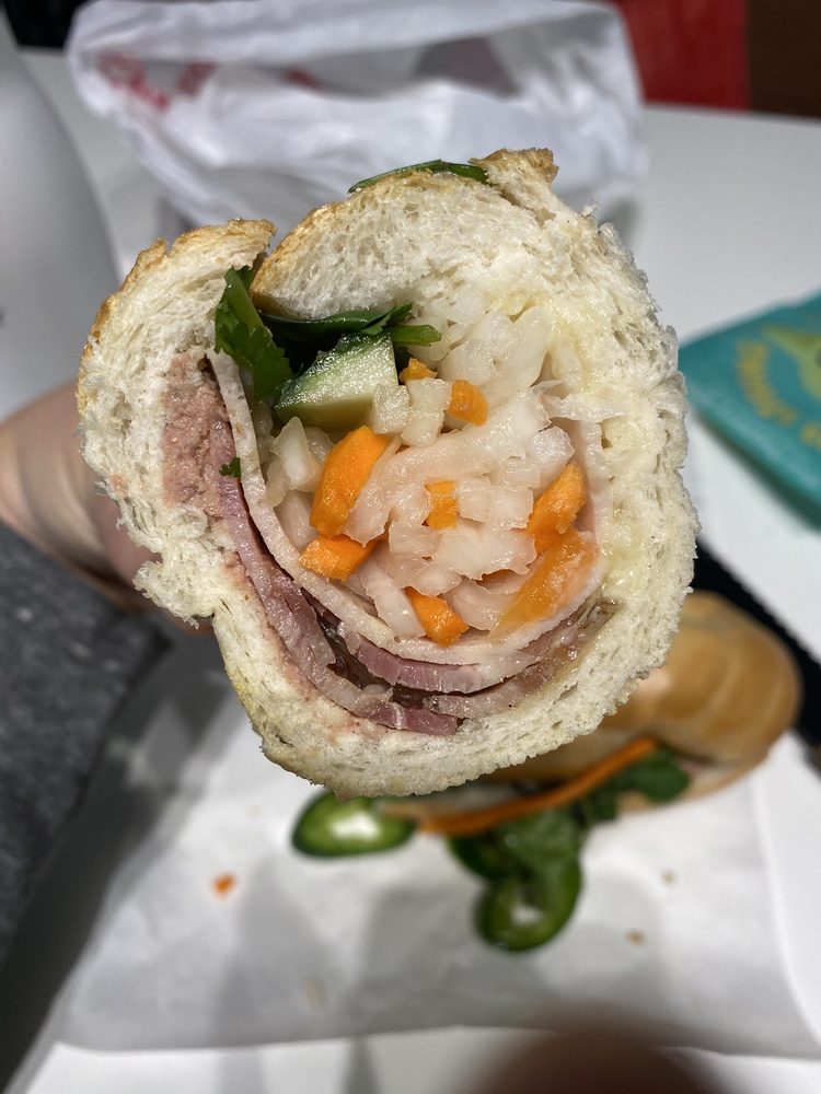 BANH MI BA LEE - 100 Reviews & 99 Photos - 1927 E Belt Line Rd ...