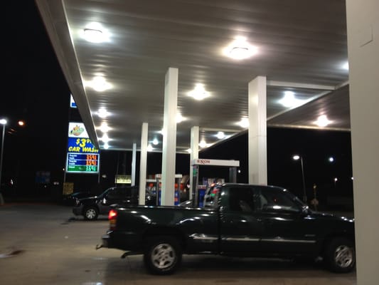 EXXON TIGER MART - Updated September 2025 - 162-260 N Interstate 35 ...