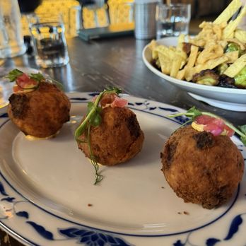 FINKA TABLE & TAP - Updated April 2025 - 5959 Photos & 3515 Reviews ...