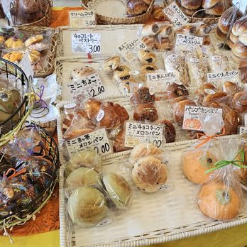 CLOVER BAKERY & CAFE - Updated November 2024 - 2160 Photos & 1282 ...