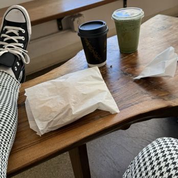 PANGOLIN CAFÉ - Updated November 2024 - 638 Photos & 304 Reviews - 955 ...