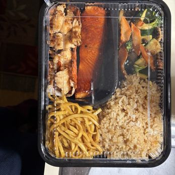 SAKURA JAPANESE STEAKHOUSE - Updated January 2026 - 97 Photos & 213 ...