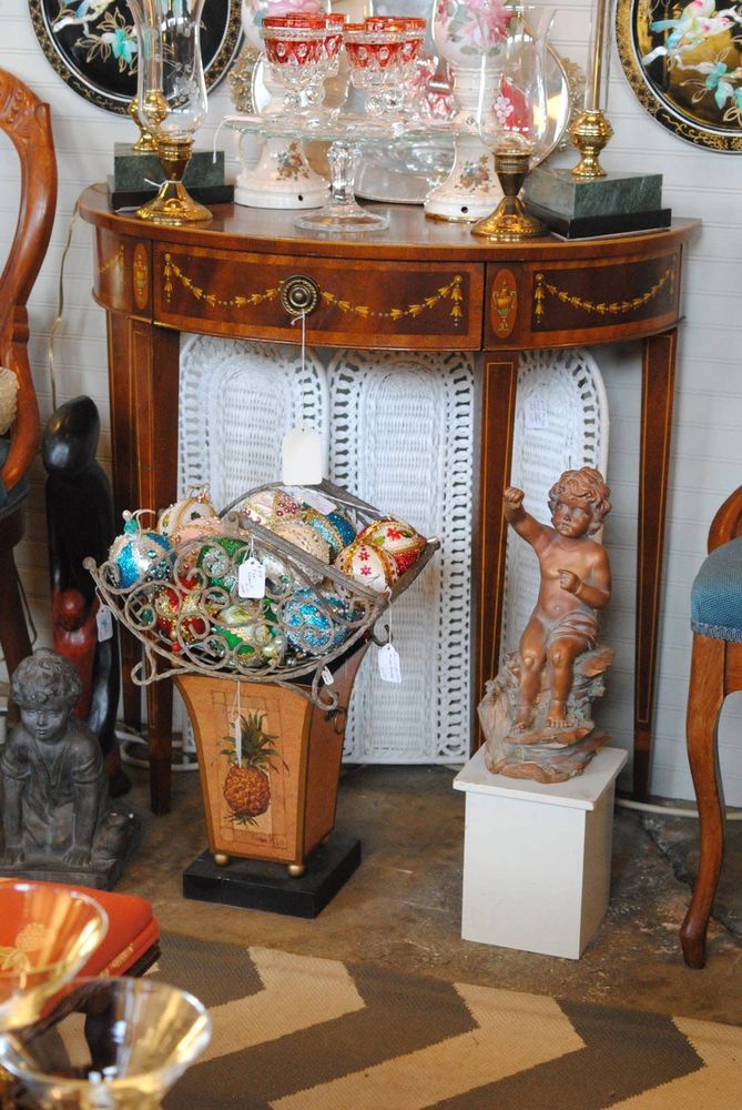 THE RED LION ANTIQUES & INTERIORS - Updated December 2025 - 10 Photos ...