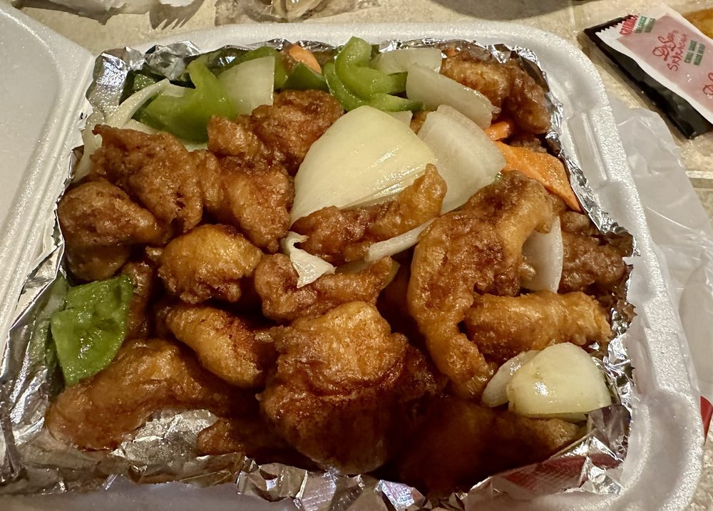 HAPPY WOK - Updated June 2024 - 100 Photos & 152 Reviews - 5479 S ...